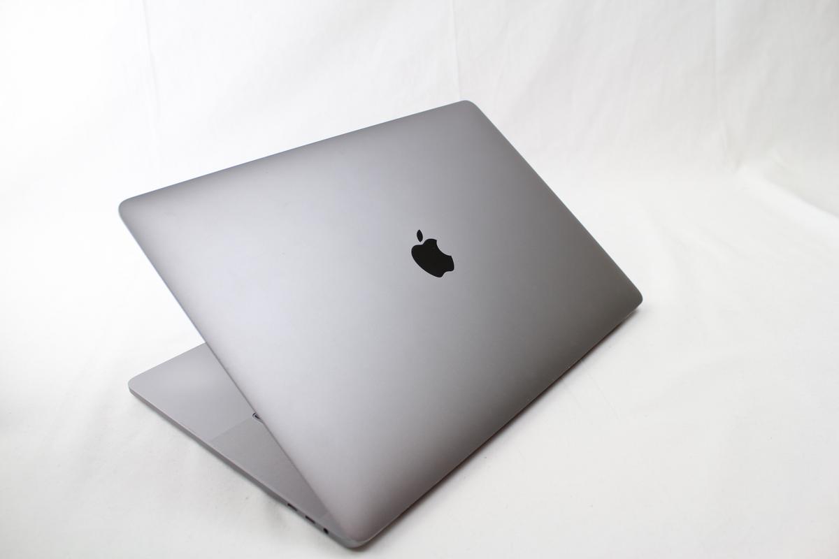 Apple MacBook Pro 2017 Retina 15" 4xUSB-C - Core i7 2.9GHz / 16GB ...