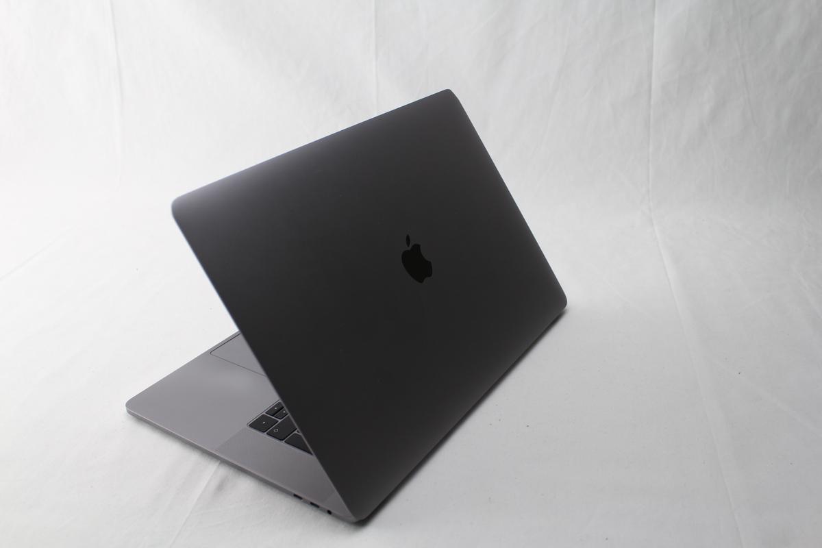 Apple MacBook Pro 2017 Retina 15" 4xUSB-C - Core i7 2.9GHz / 16GB ...